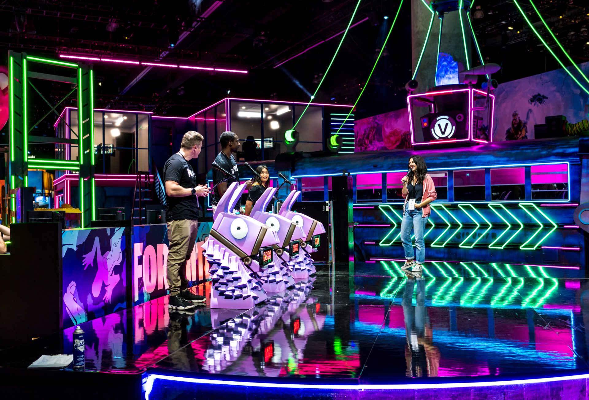Checking out the World of Entertainment | Entrepo
